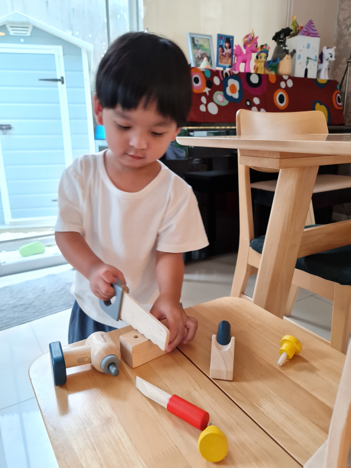 Veilig houtbewerken met jonge kinderen - de Rolf groep